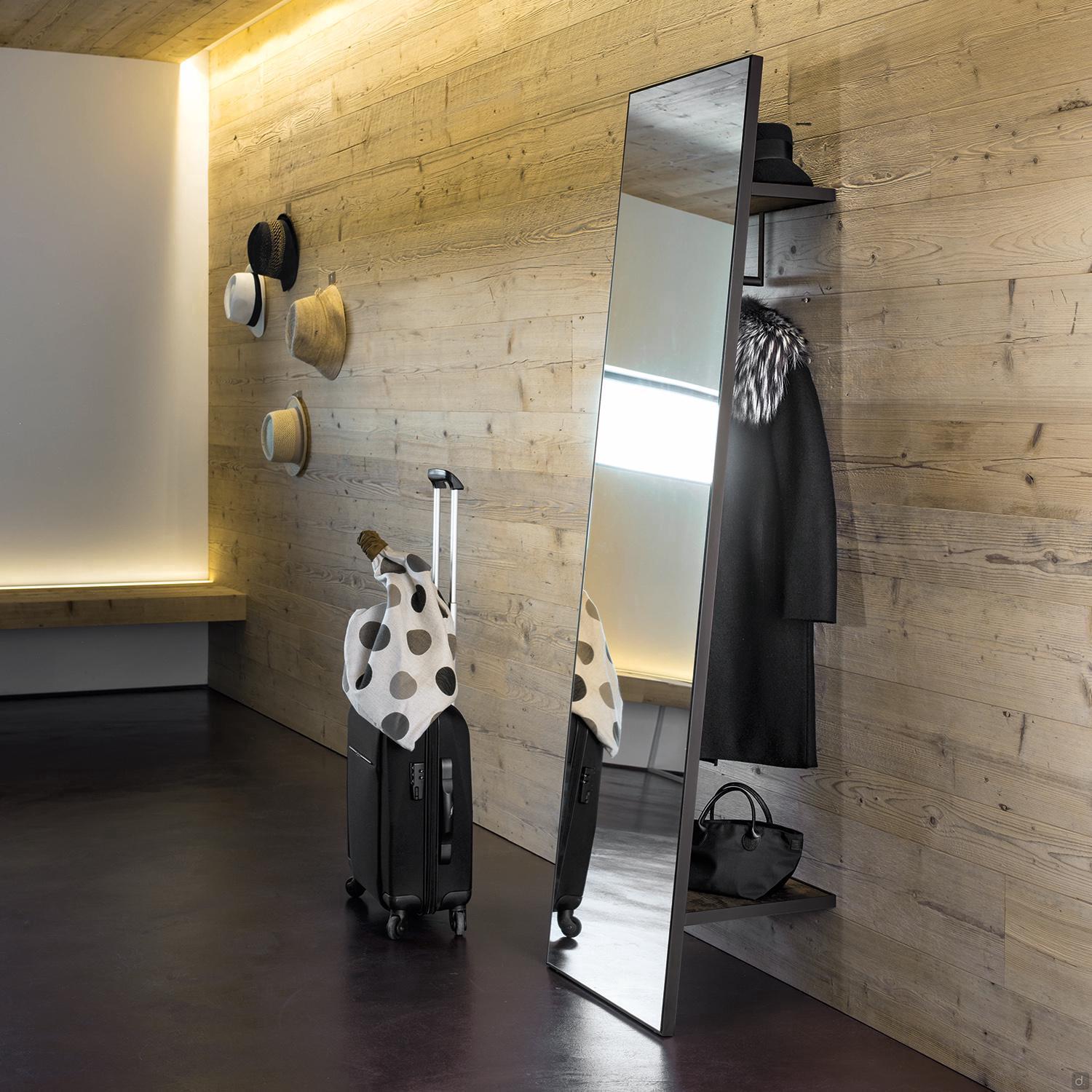 Kigo hallway mirror with coat rack | DIOTTI.COM