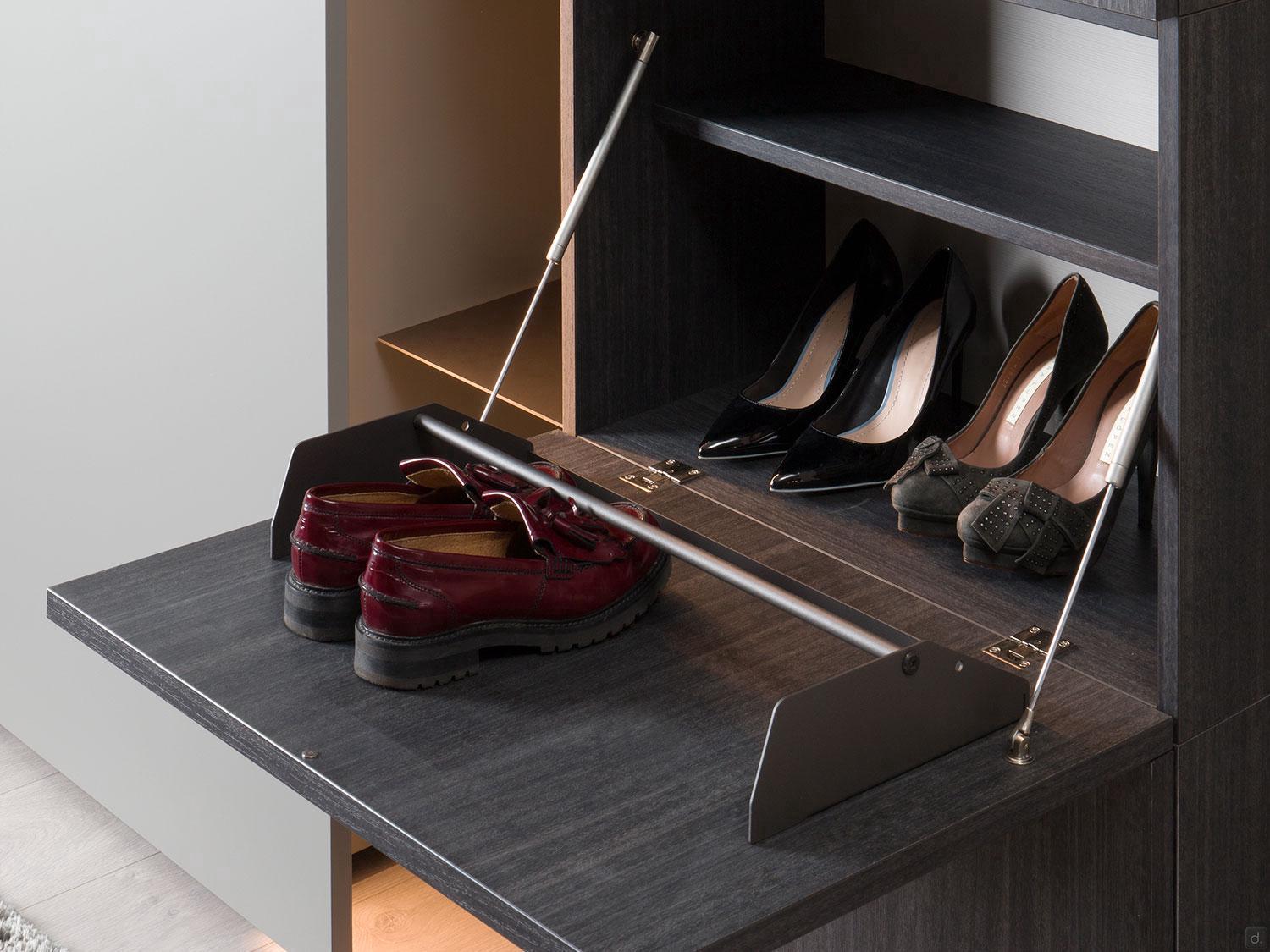 Plan 37 hallway cabinet with shoe rack and coat hooks | DIOTTI.COM
