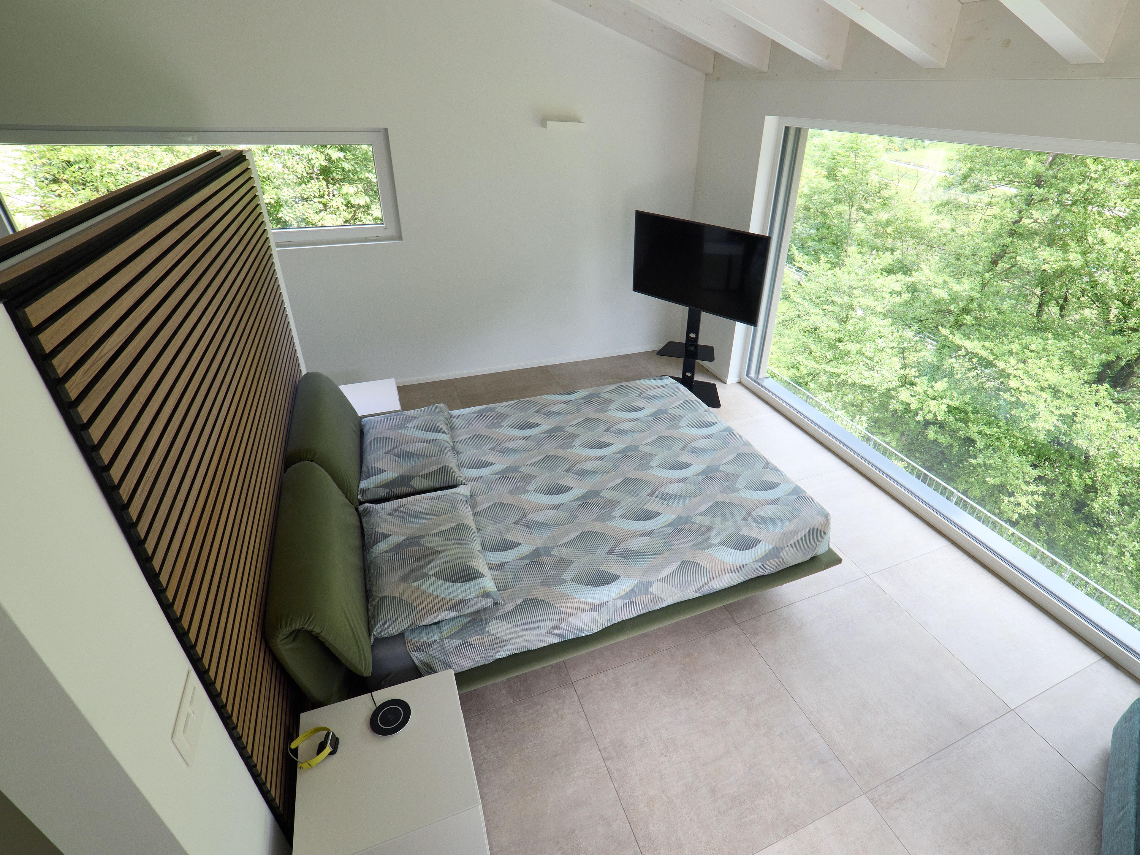 Progetto camera con letto centro stanza 280524 | DIOTTI.COM