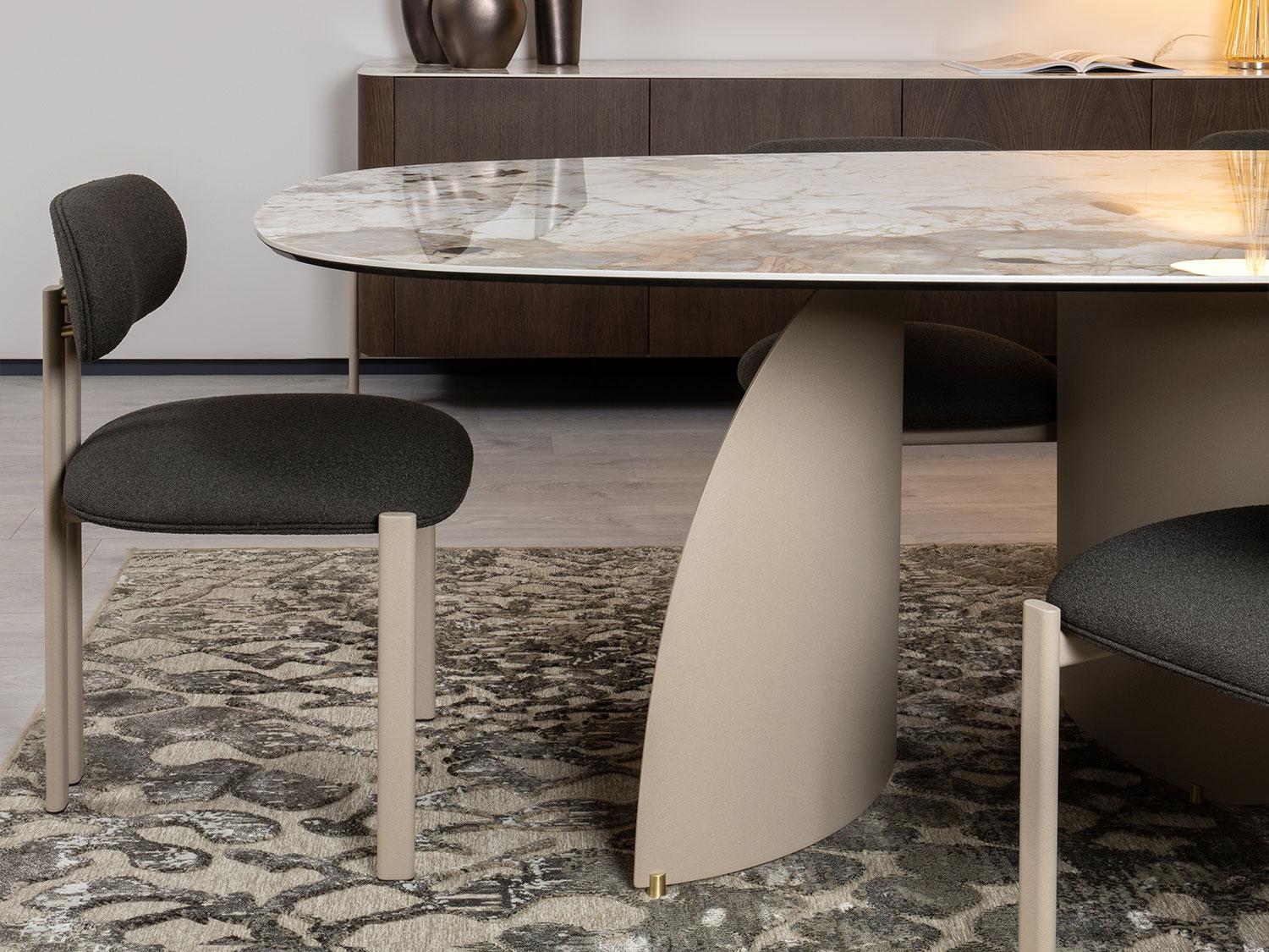 Sedia imbottita da soggiorno Mailea | DIOTTI.COM