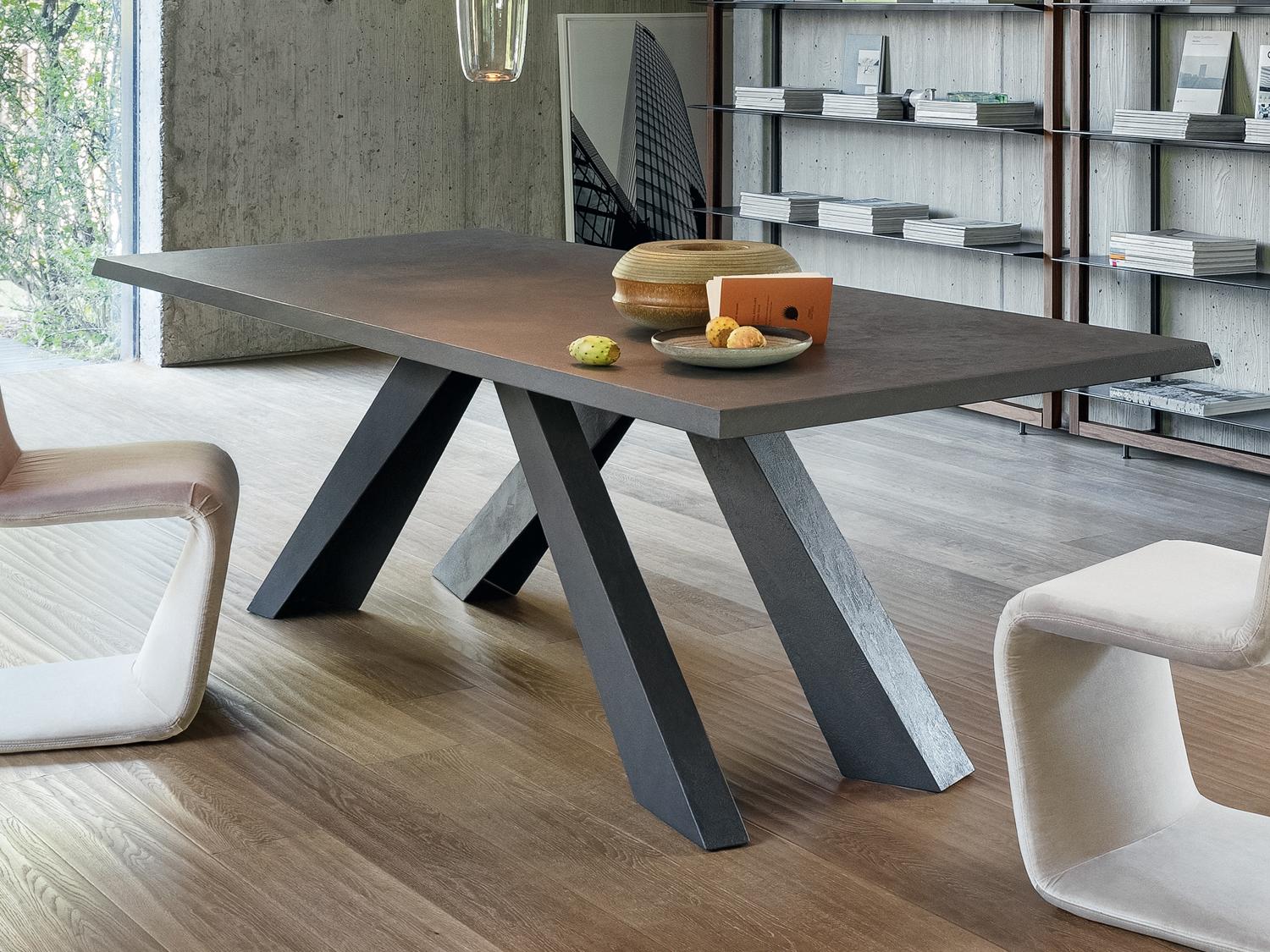Big Table with coloured legs | DIOTTI.COM